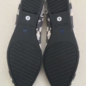 Rothy's | Shoes | Rothys Ash Camo Points 8 | Poshmark